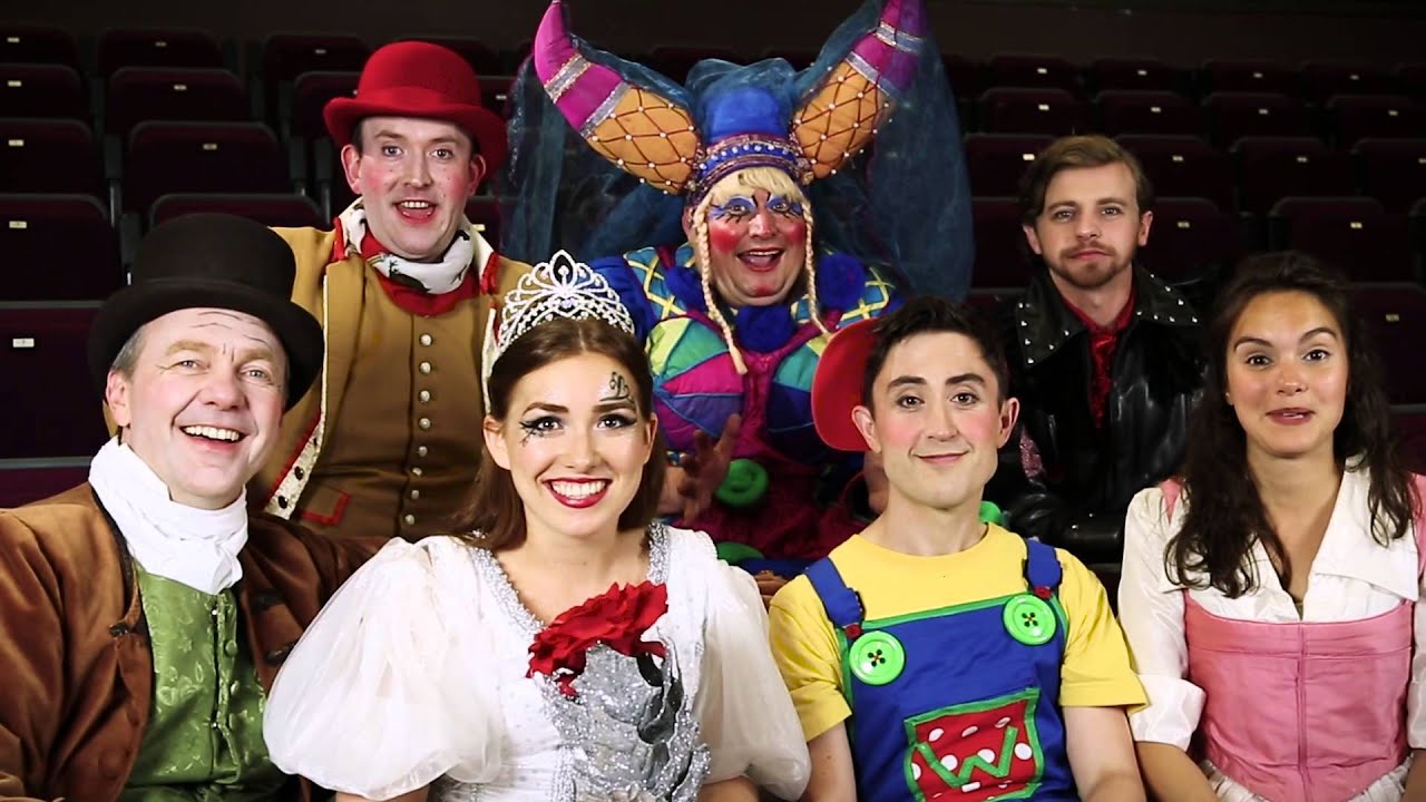 2015 - Beauty and the Beast - Porthcawl - Meet the Cast - Alex Crisp ...