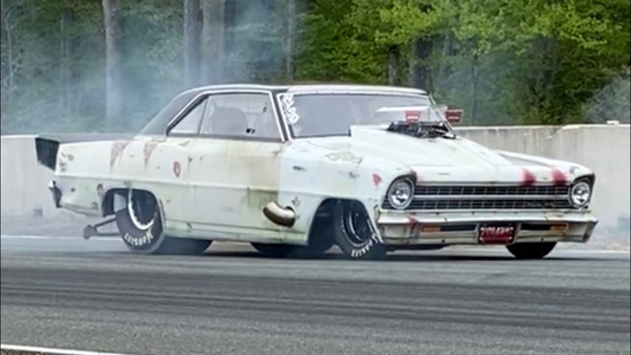 BIG TIRE DRAG RACING!! BIG BLOCK STREET CARS!! INSANE SOUNDS, BURNOUTS ...
