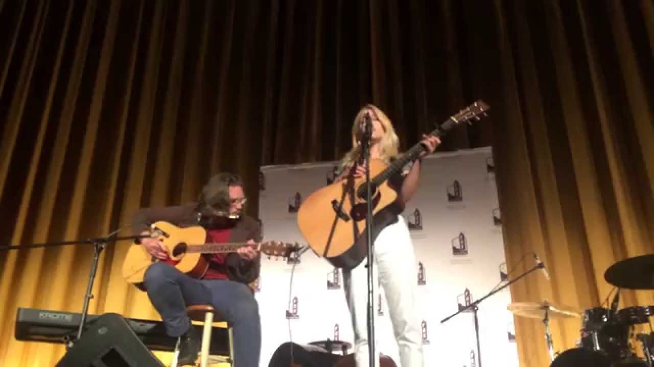 Sara Rachele @ the Plaza Theatre - YouTube