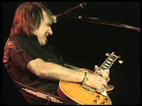 REO SPEEDWAGON Golden Country 2010 LiVe - YouTube