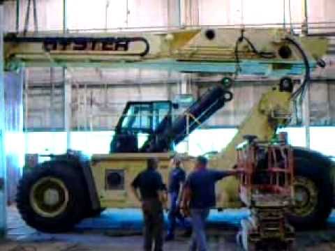 Main boom removal - M4V00074.MP4 - YouTube