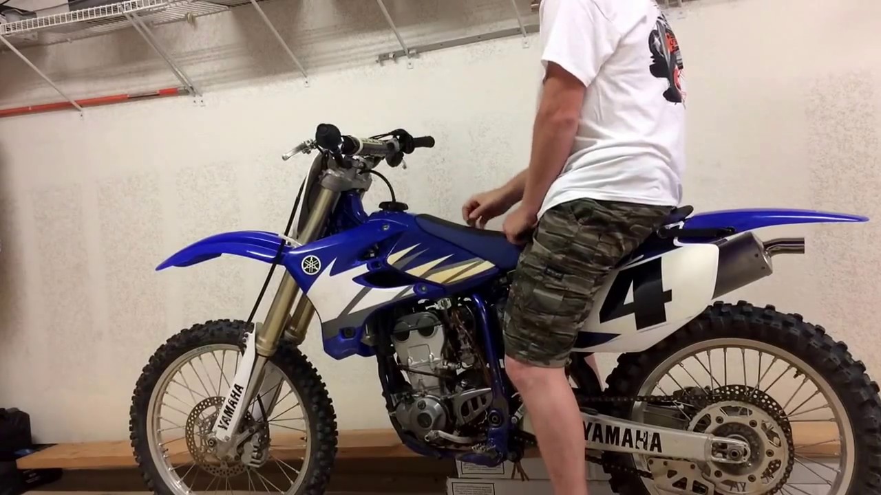 How to start a 2005 Yamaha Yz250f - YouTube