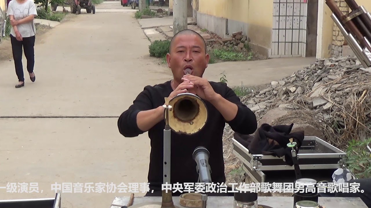 唢呐独奏歌曲《人间第一情》，经典老歌，真是好听！ Youtube