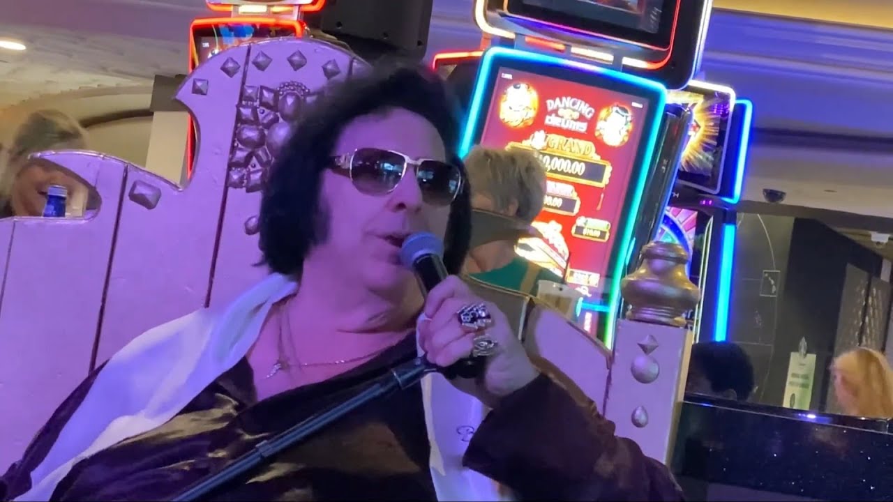 LOVE LETTERS - BIG ELVIS - YouTube
