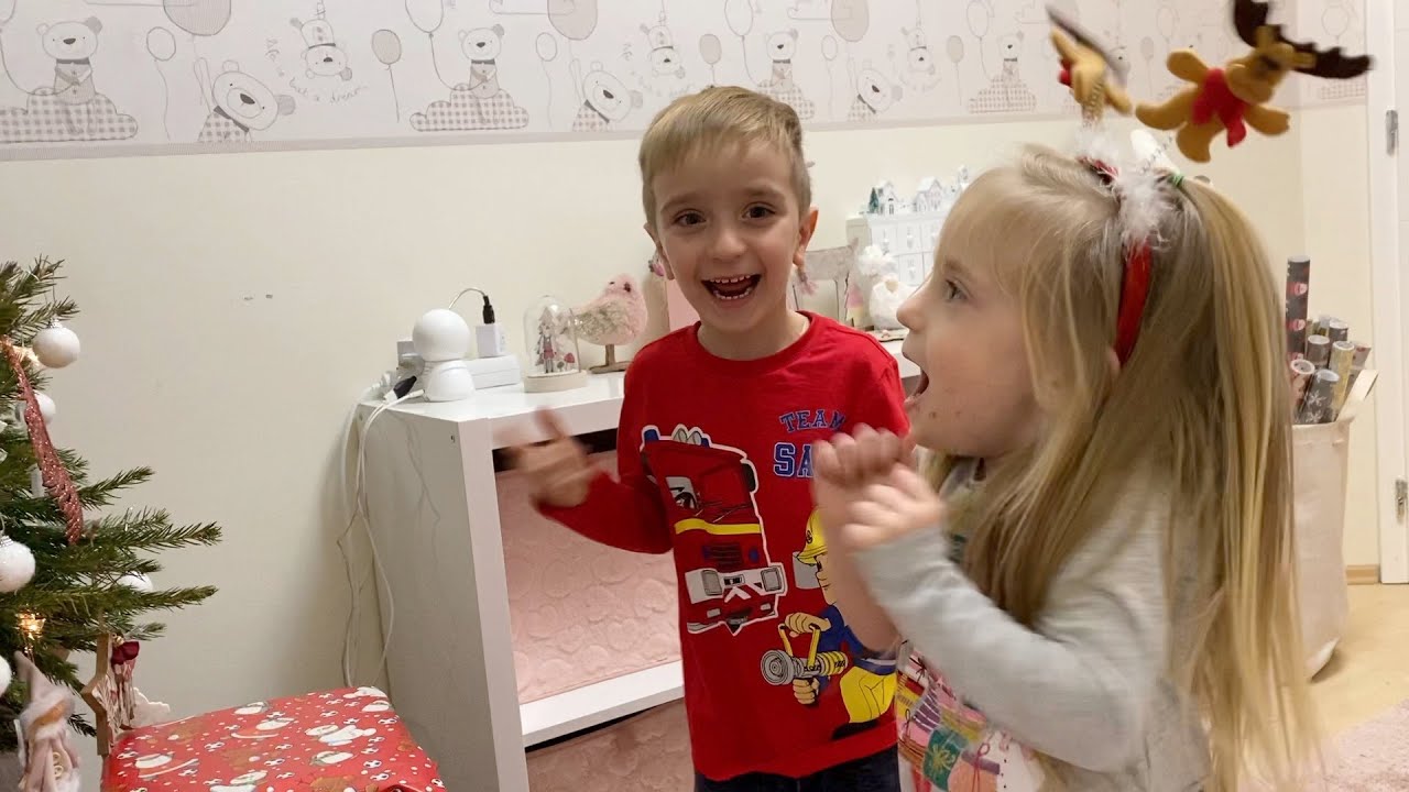 VLOGMAS 2021 #12 | Liza baba világa | Megjött a Jézuska 🎄🎁 - YouTube