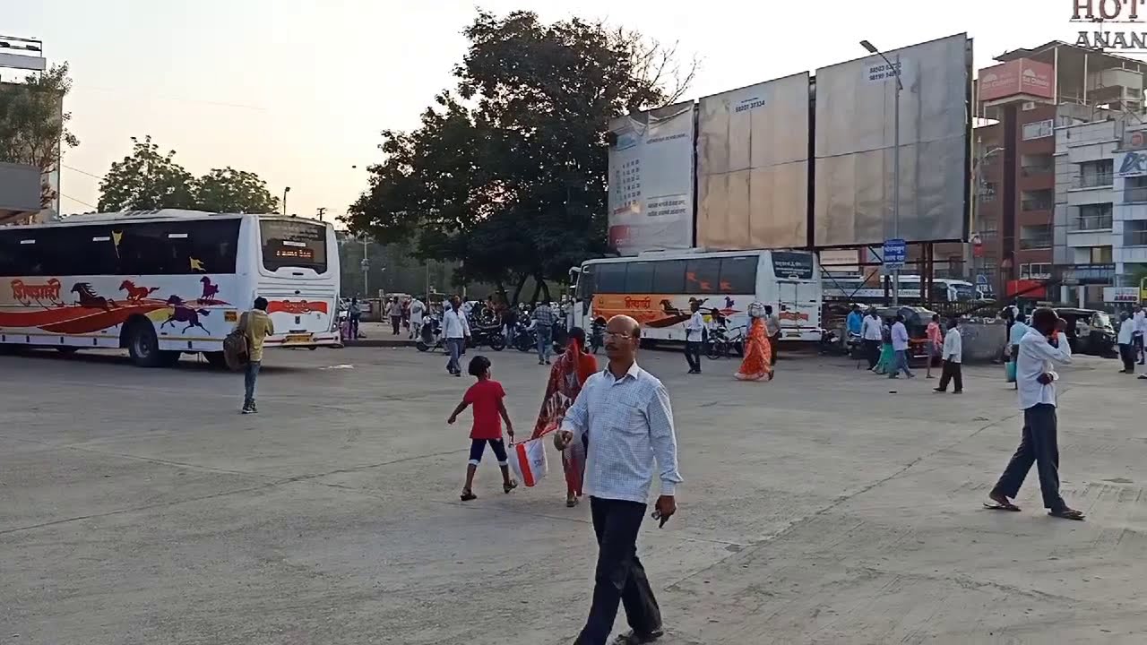 Shirdi Bus Stand - YouTube
