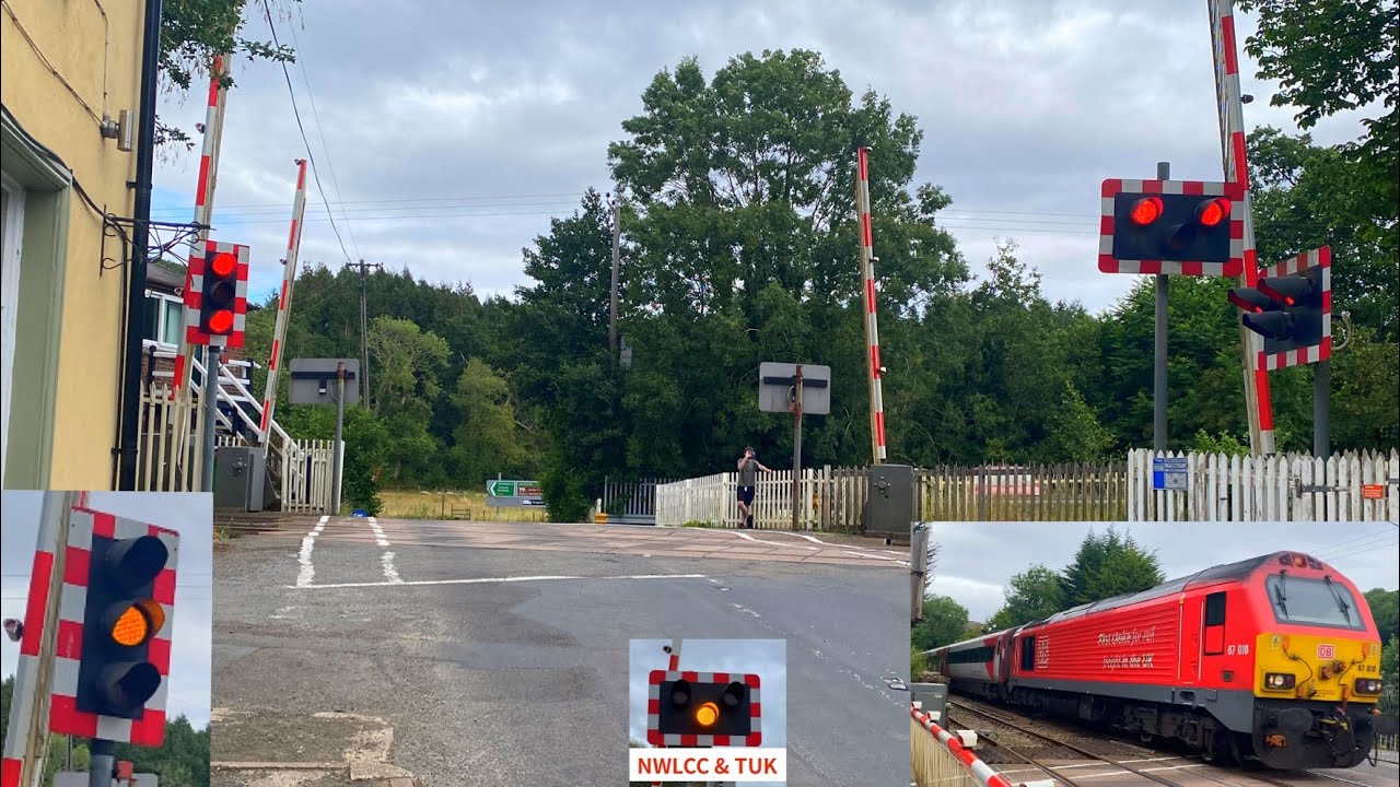 Rare Vertical Traffic Light Wigwag at Marshbrook Level Crossing ...