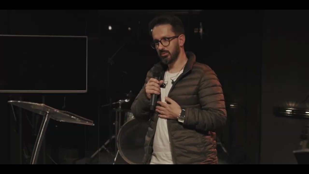 RENOVO I Caio Siqueira - YouTube