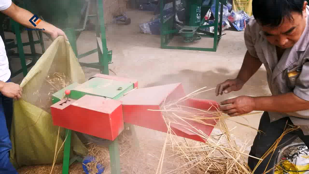 Wood Crusher is Crushing Wheat Straw - YouTube