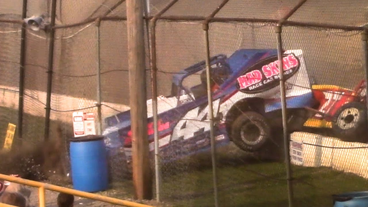 Scary Dirt Modified Crash into Flag Stand! - YouTube
