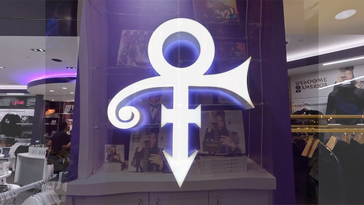 PRINCE Store @ MSP Minneapolis Airport Artist Formerly Known As Prince ...