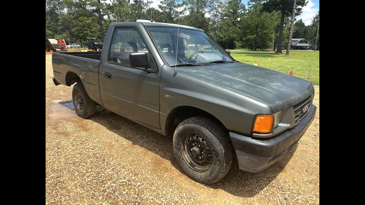 1995 Isuzu Rodeo 2 Door Regular Cab Pickup Truck (135,402 Miles) - YouTube