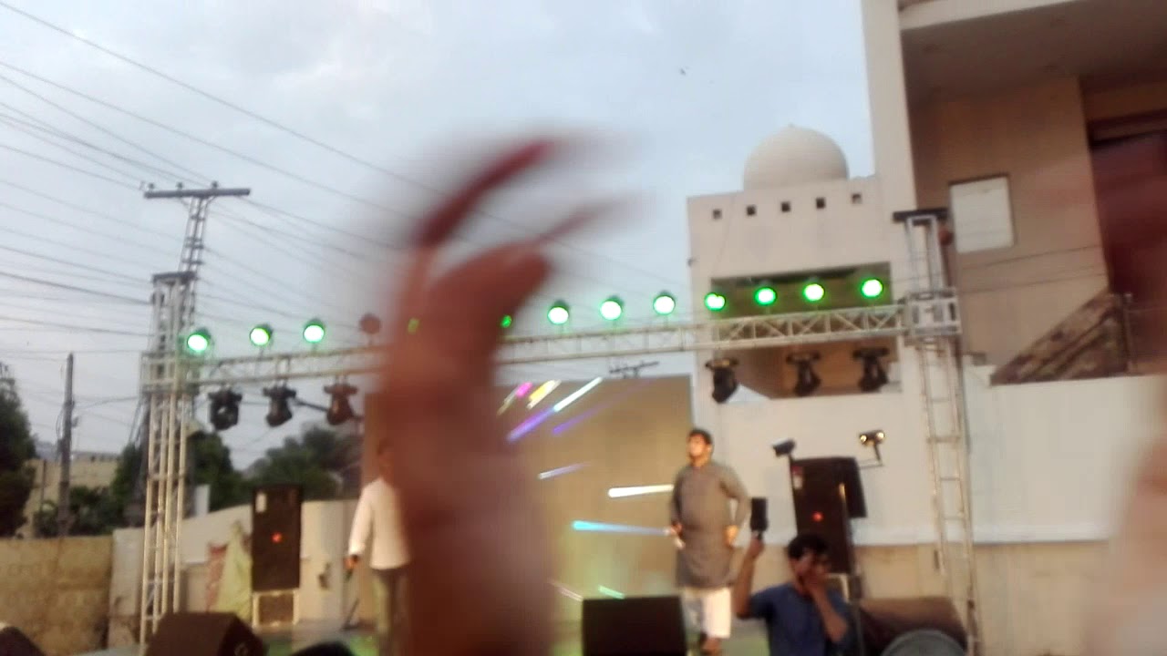 Mujtaba Awan live Prform in CFE Collage 2019Golden rang waliye - YouTube