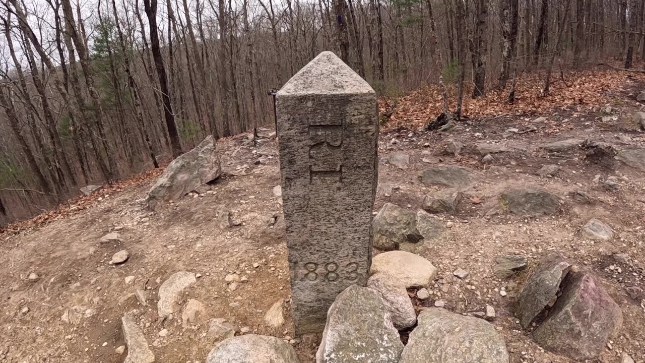 Stand in 3 States at once! Tristate marker CT, MA, RI, The Airline ...