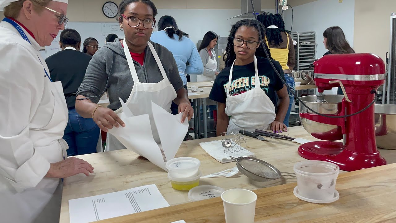 Culinary school vlog - YouTube