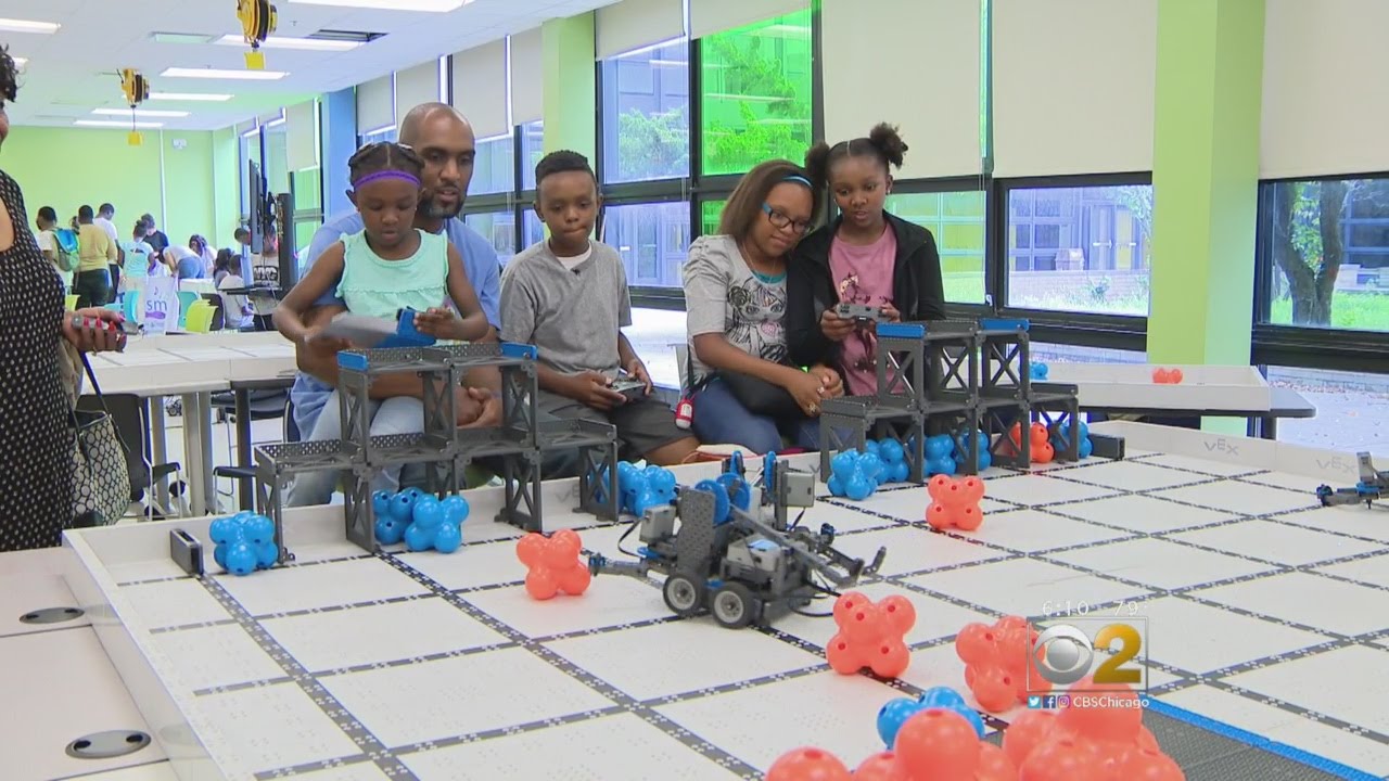 Robotics Camp Encourages Student-Parent Interaction - YouTube