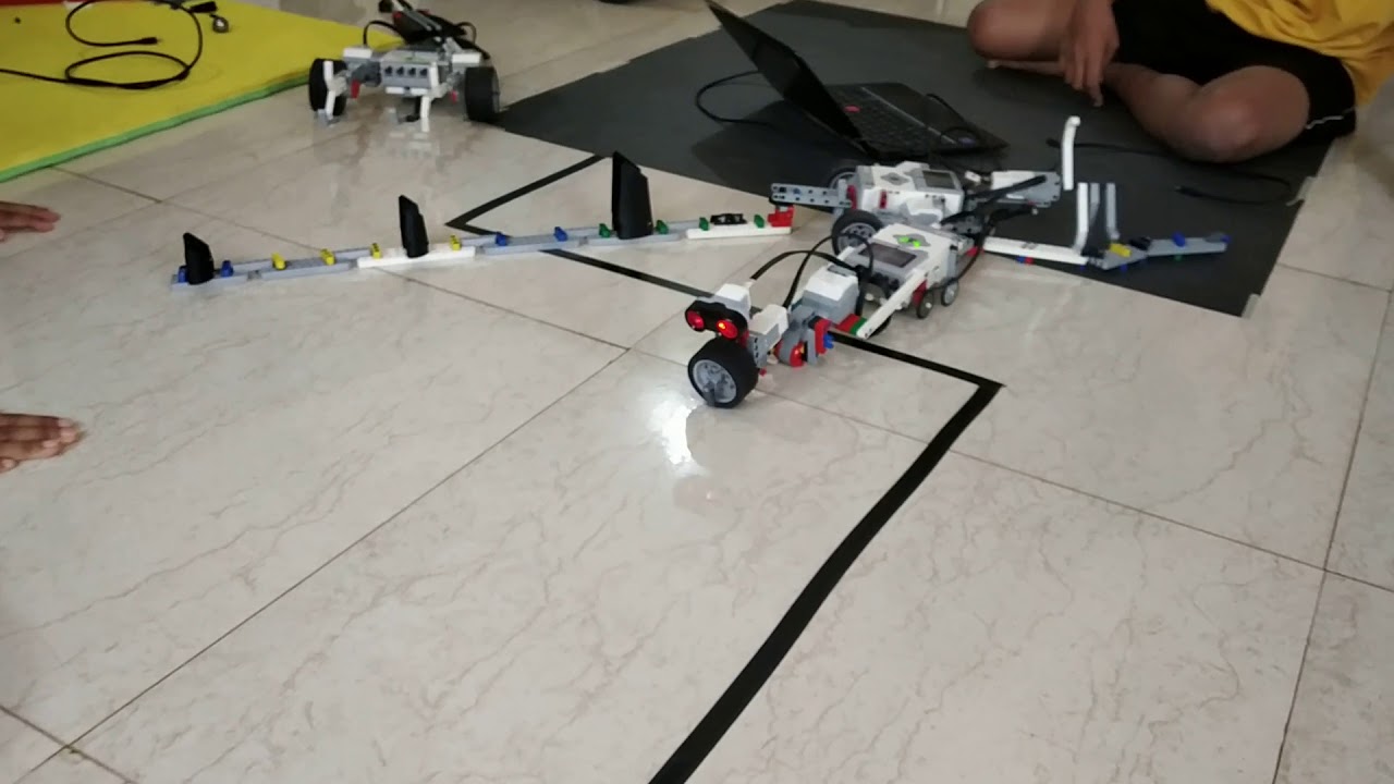 Rocket Pathshala - EV3 Snakes - YouTube