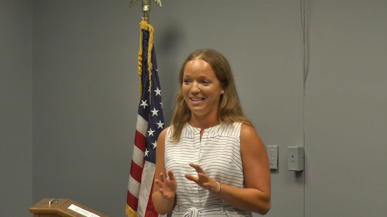 Katie Davidson at the Kiwanis - YouTube