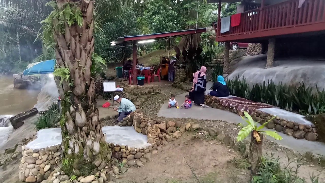 Damai Chalet Kg Sahom Perak - YouTube