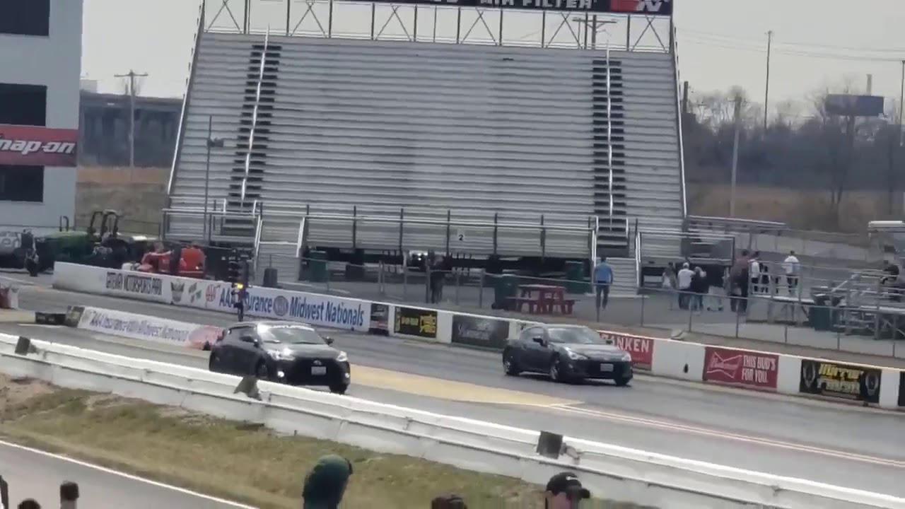 Scion FR-S vs Hyundai Veloster Turbo - YouTube