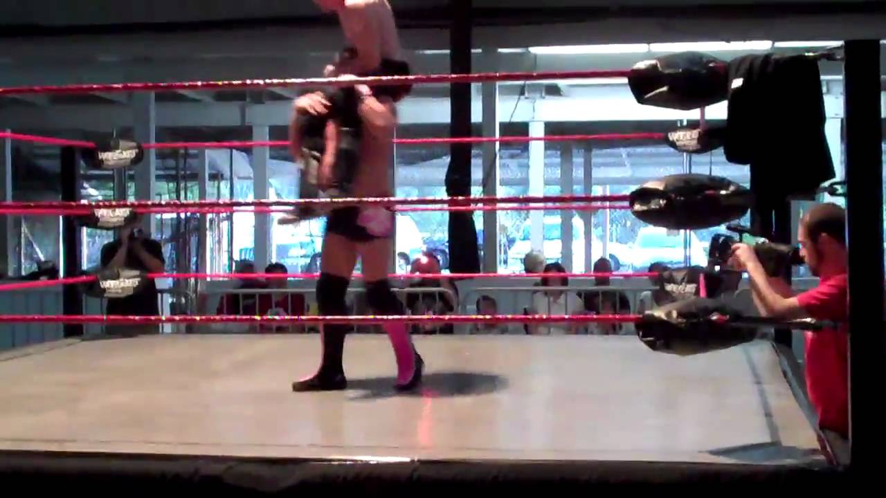 Jaysin Strife vs Brandon Parker MAGNUM PRO (April 24 2010) Part 2 ...
