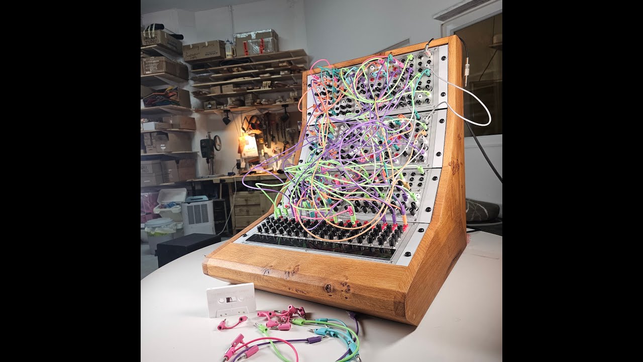 1 hour patch and play - Serge Modular 4 Panel System - YouTube