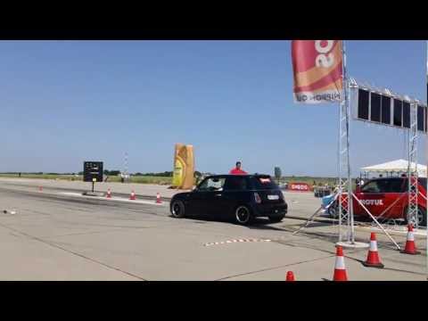 MINI Cooper Turbo Vs BMW Turbo.MP4