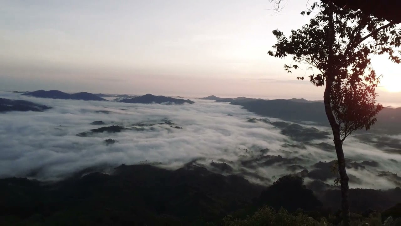 Puncak bukit tempurung di pagi hari,.. - YouTube