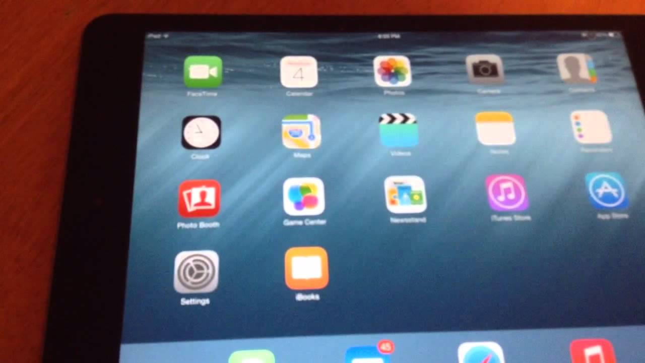 Alex comes to iOS eight - YouTube
