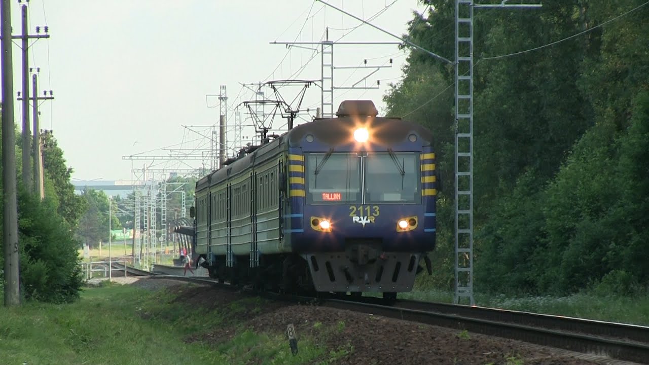 Электропоезд ЭР2-802/821 на участке Пяэскюла-Лаагри / ER2-802/821 EMU ...