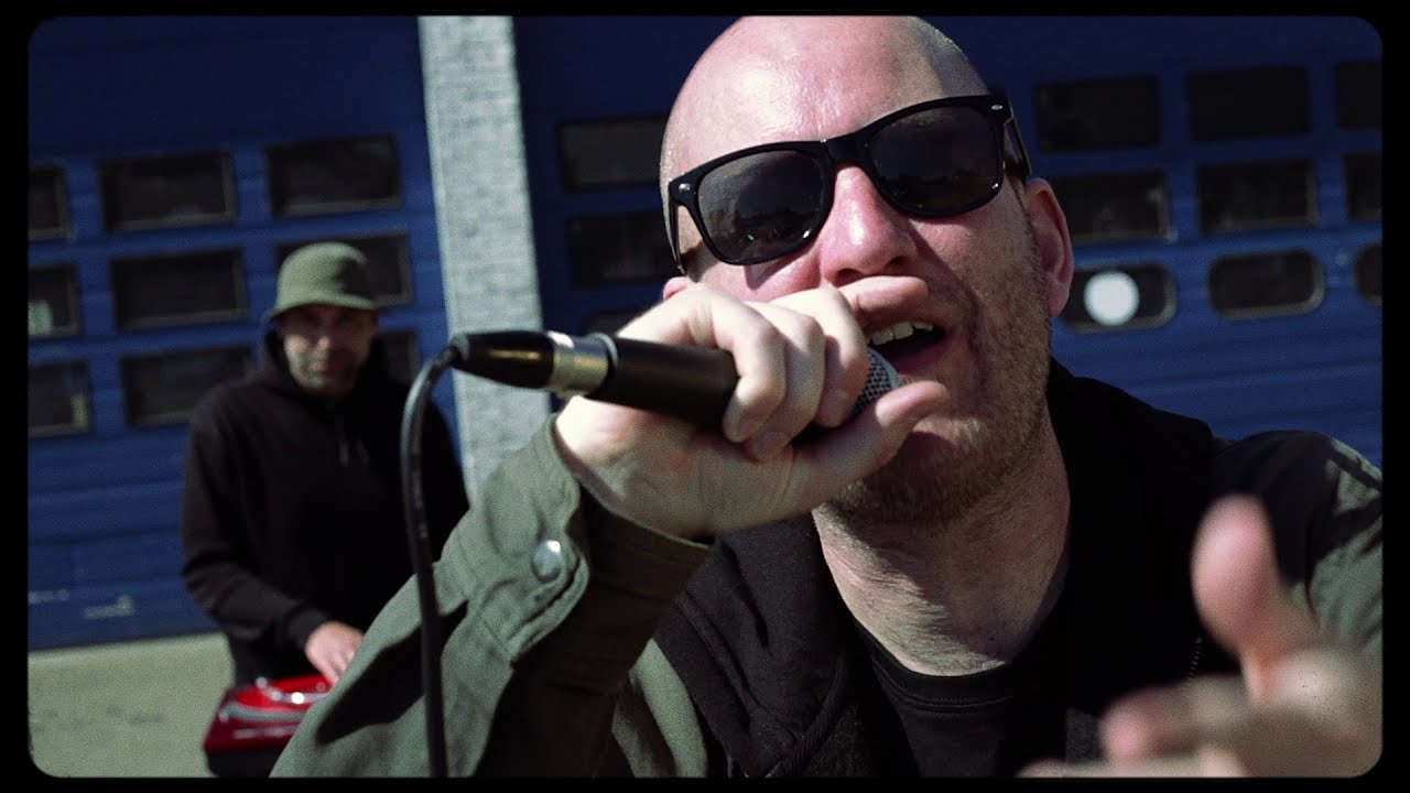 Engel - Aan Tafel 3 ft. DJ DNS - YouTube