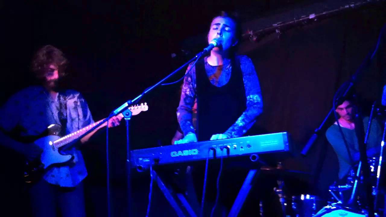 Living Hour @ The Old Blue Last 19/05/16 - YouTube Music