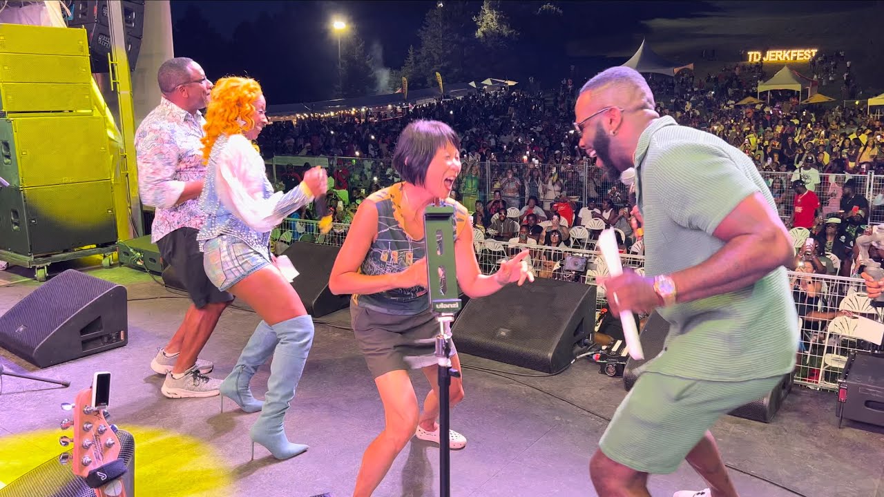Mayor Of Toronto Olivia Chow Dance To Vybz Kartel Song At TD Jerkfest ...