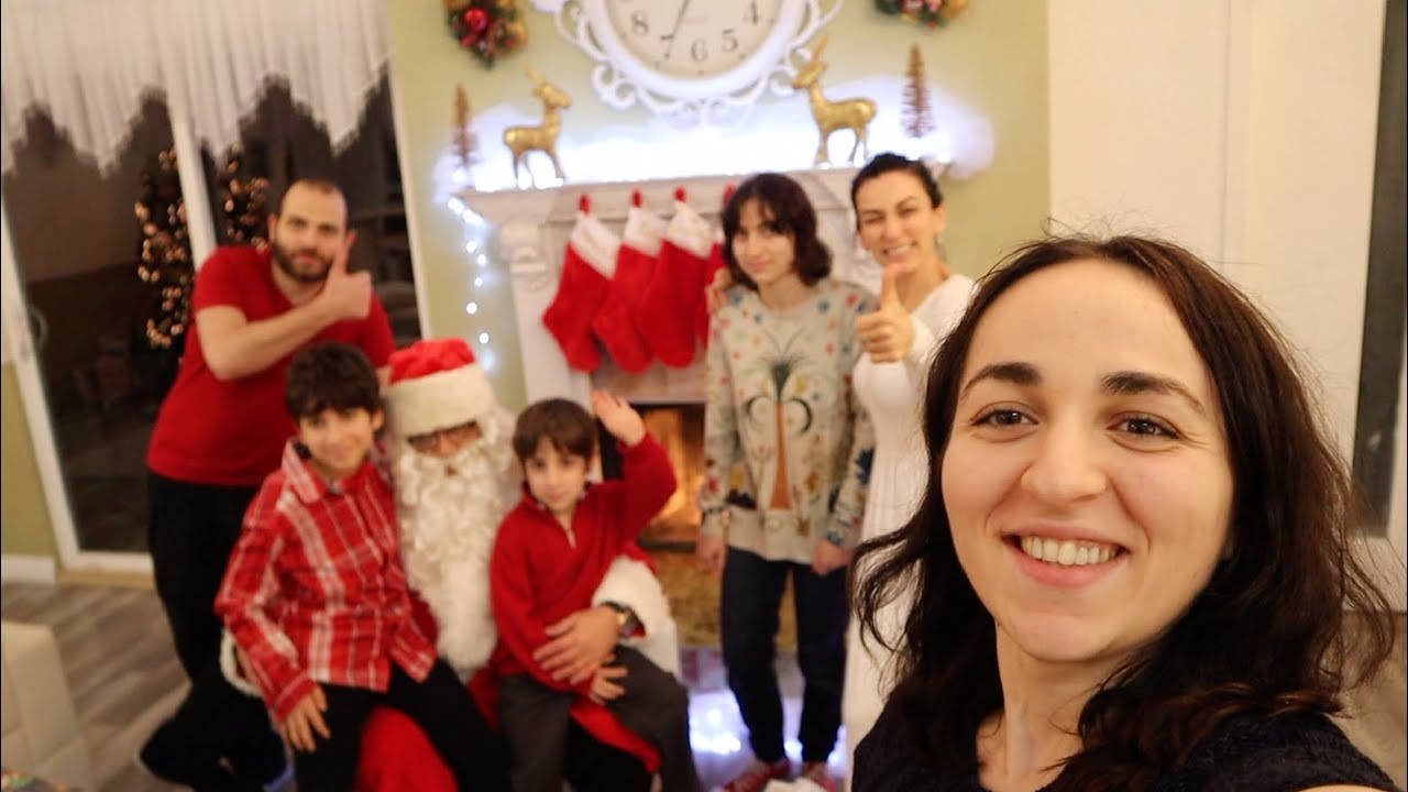 Our Christmas Eve Celebration! - Santa Comes Over! - Life of Lilyth ...