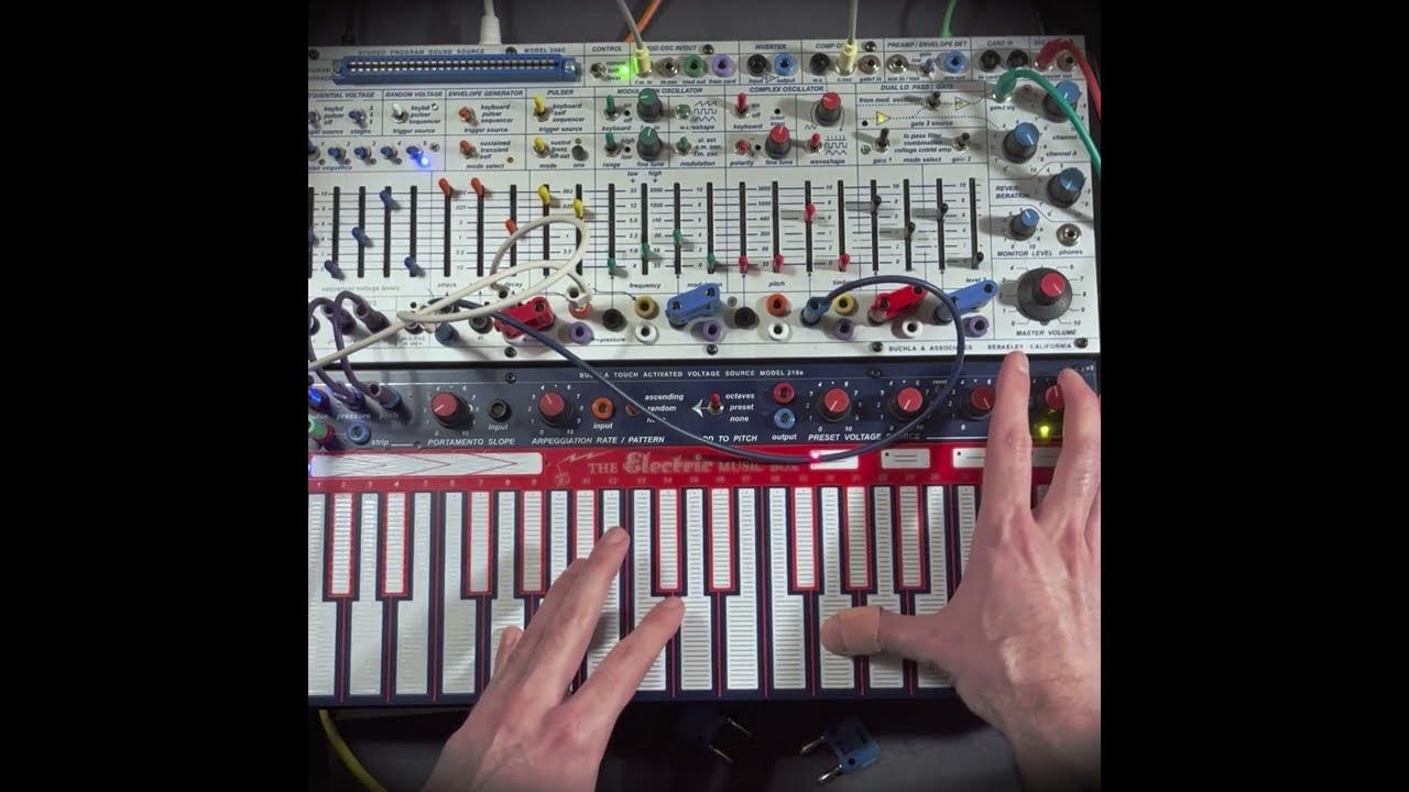 Anamorphic Arpeggio - A Modular Synth Improvisation - YouTube