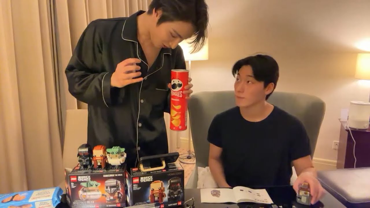 [ENG SUB] ATEEZ SEONGHWA and SAN in Denmark🇩🇰 LEGO 2 |2023.03.03| - YouTube