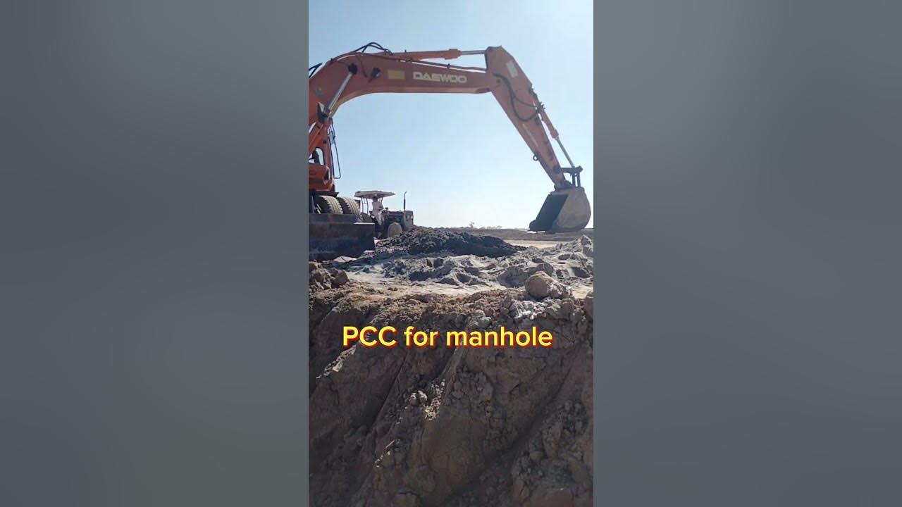 How to PCC for manhole?مین ہول کے لیے پی سی سی کیسے کریں؟#youtubeshorts #construction#concrete# ...