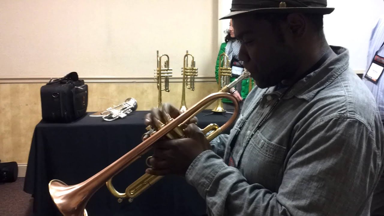 Matt Stewart trying out a Del Quadro Custom Trumpet - YouTube
