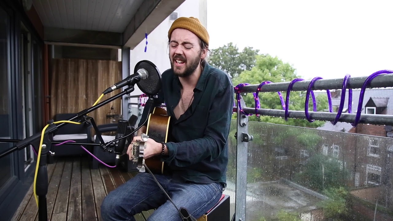 Conor O'Rourke - Lie To Me (Balcony Sessions) - YouTube