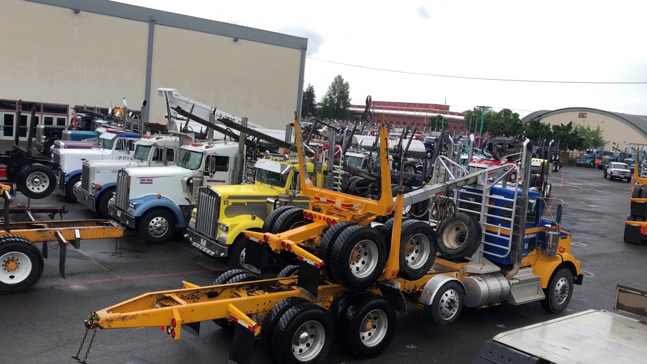 Timber Unity protestors at Oregon Fairgrounds - YouTube