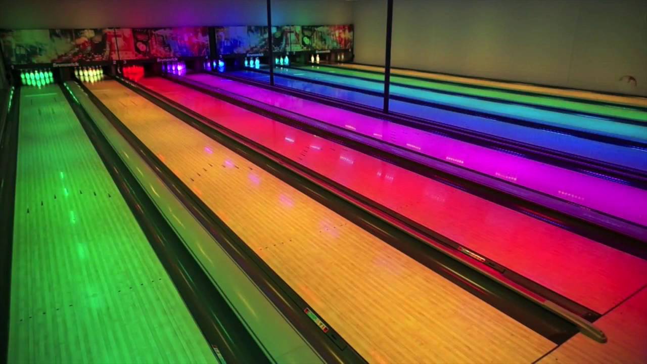 Bowling Nederland B.V LED - YouTube