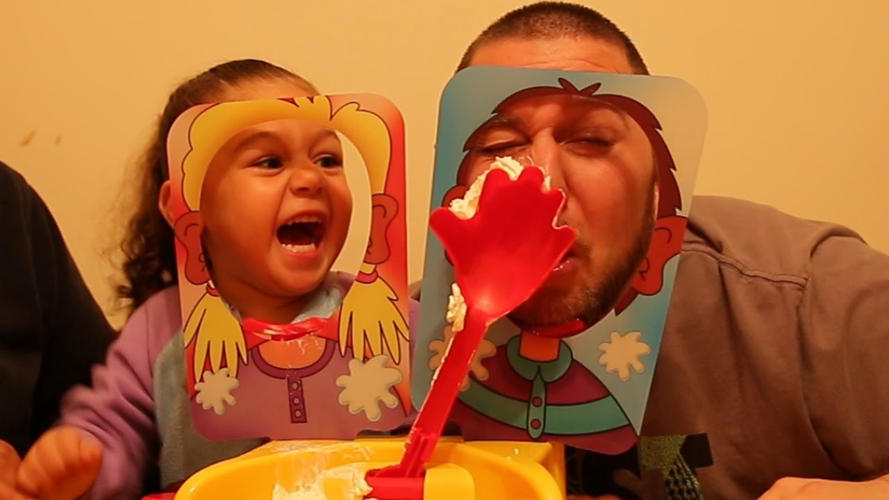 PIE FACE SHOWDOWN CHALLENGE - YouTube