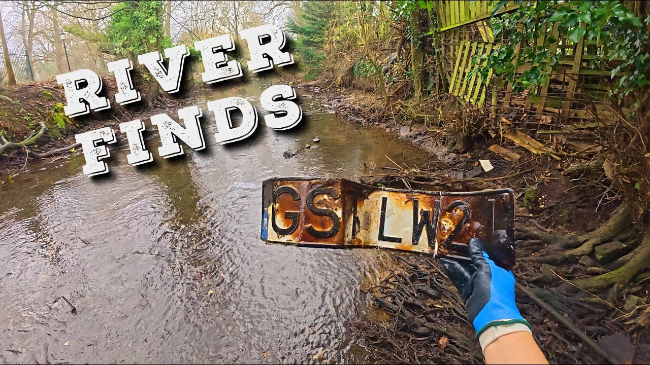 River Urban Treasure Hunting - YouTube