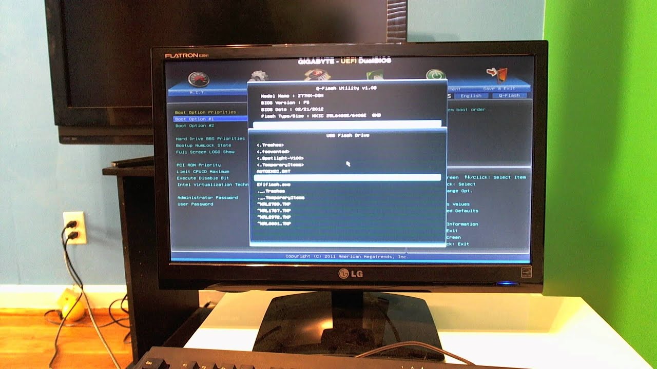 Build a Computer Part 8 - Bios Update - YouTube