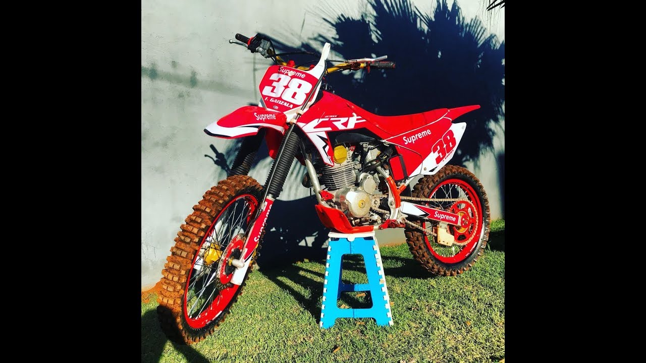 Moto Supreme - CRF 230 - YouTube