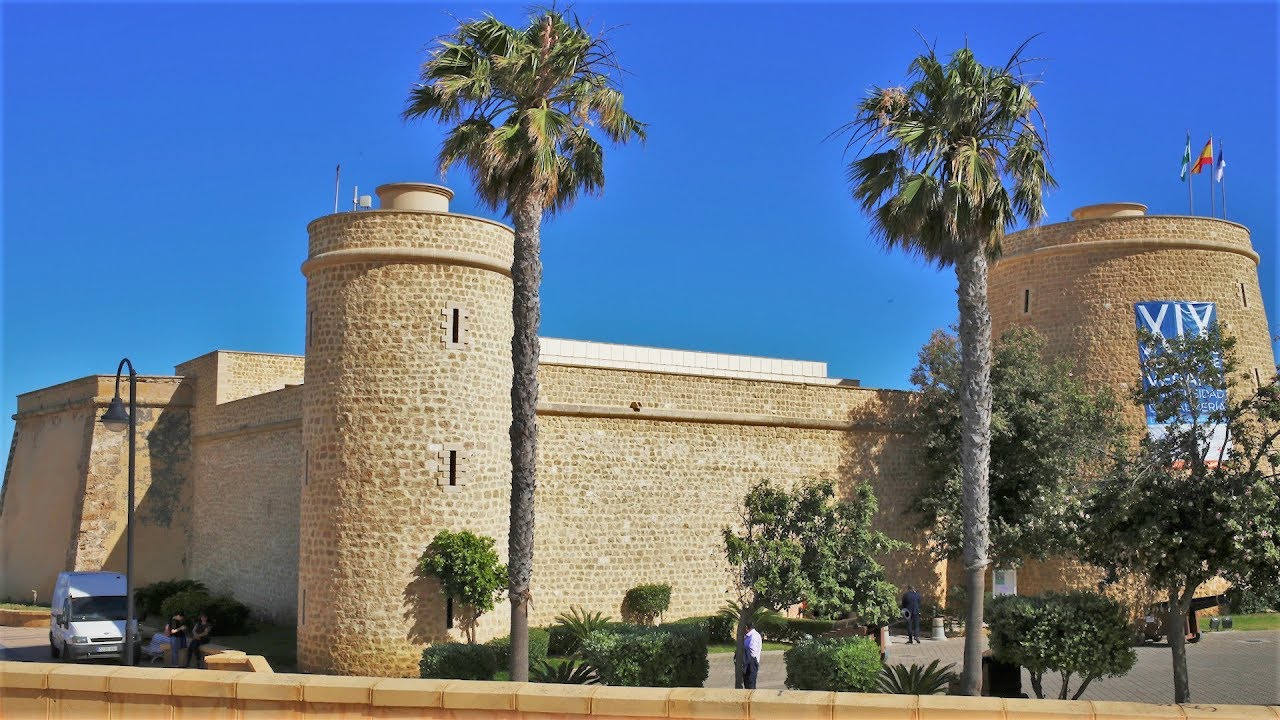 Castillo de Santa Ana en Roquetas de Mar, Almería - YouTube