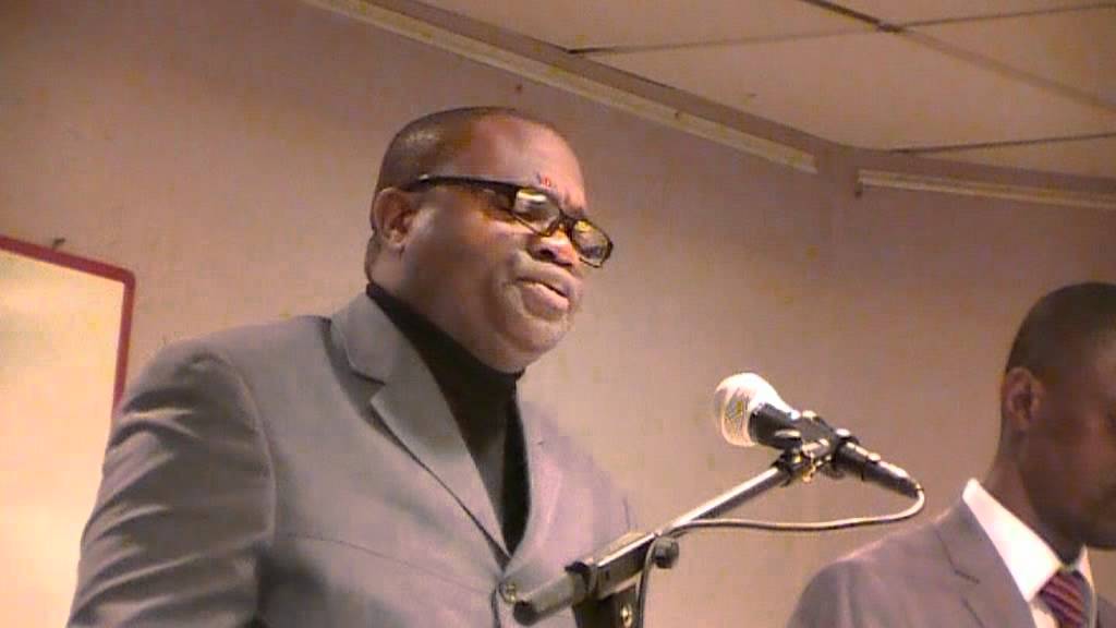 Communion Fraternelle 12/11/2011 Frs Elie Mpongo & Eric Mukaya à ...