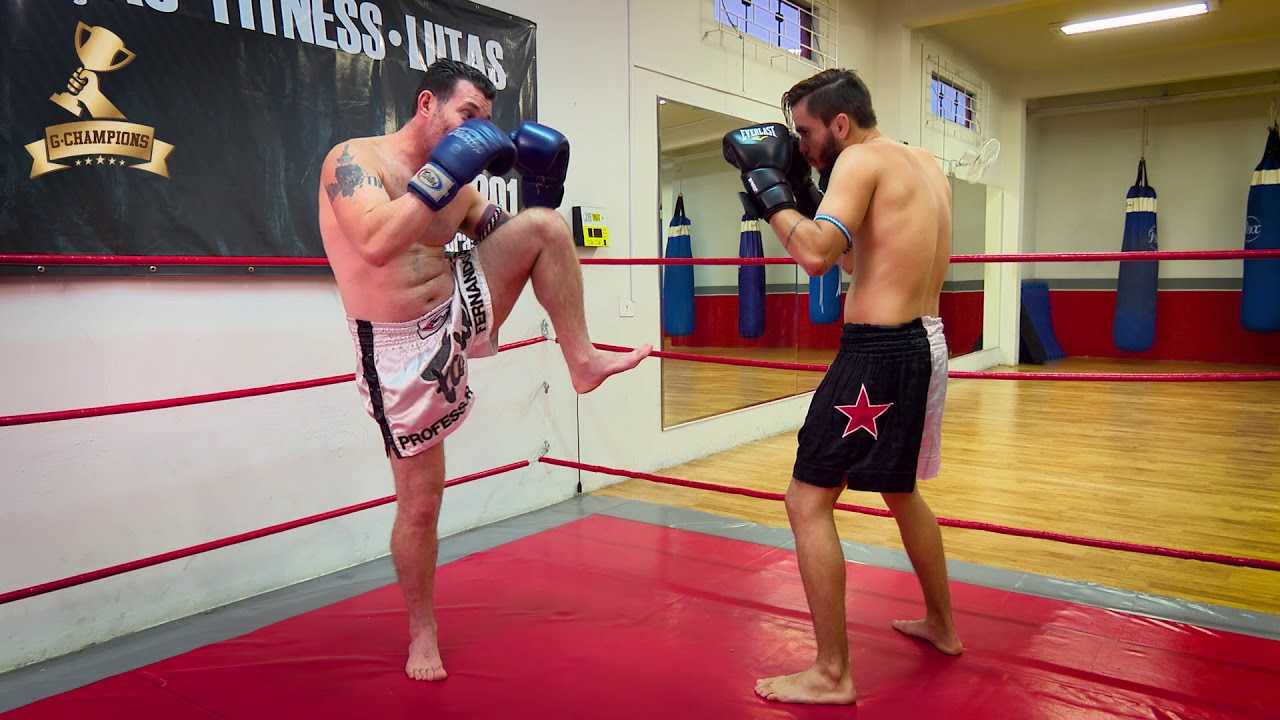 Fernando Fefe - Muay Thai movimentos de defesa - YouTube