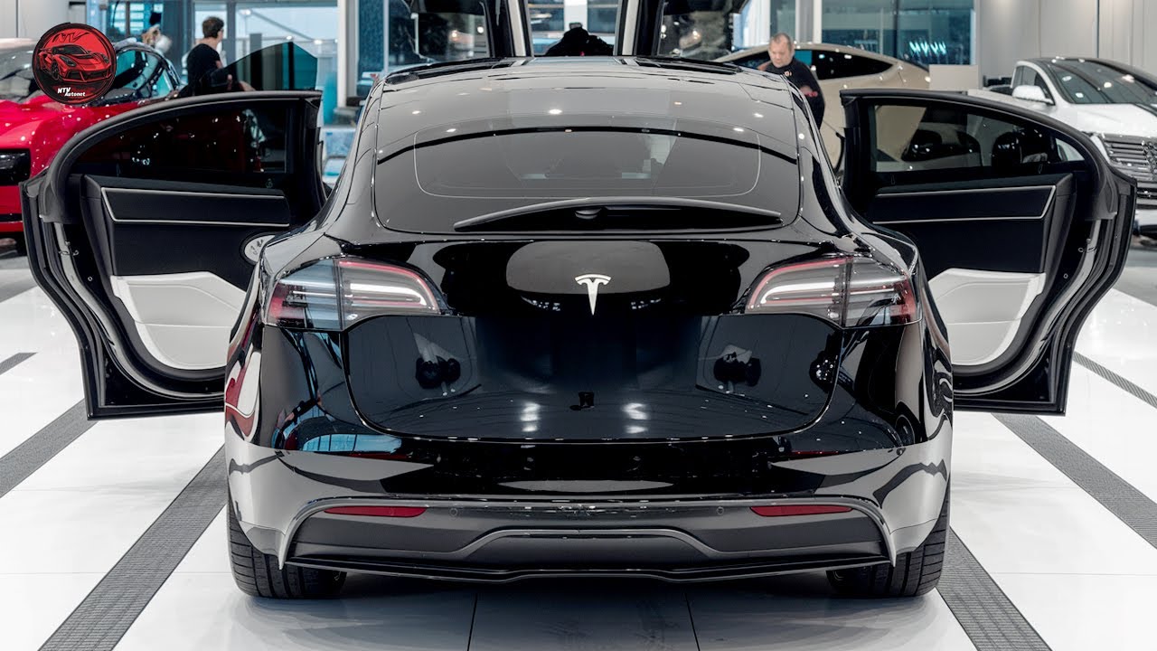 The 2025 Tesla Model Y Refresh - Exterior, Interior, and Upgraded ...