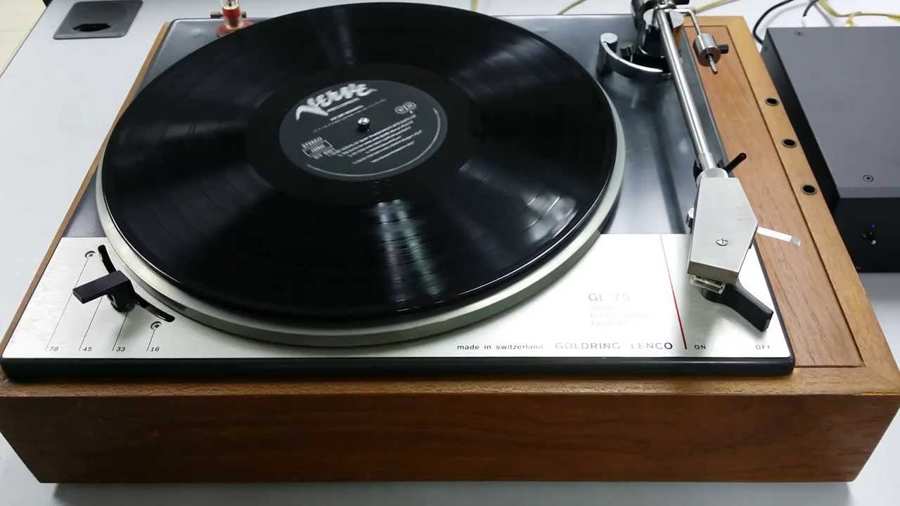 Lenco GL75 (original wood plinth) - YouTube